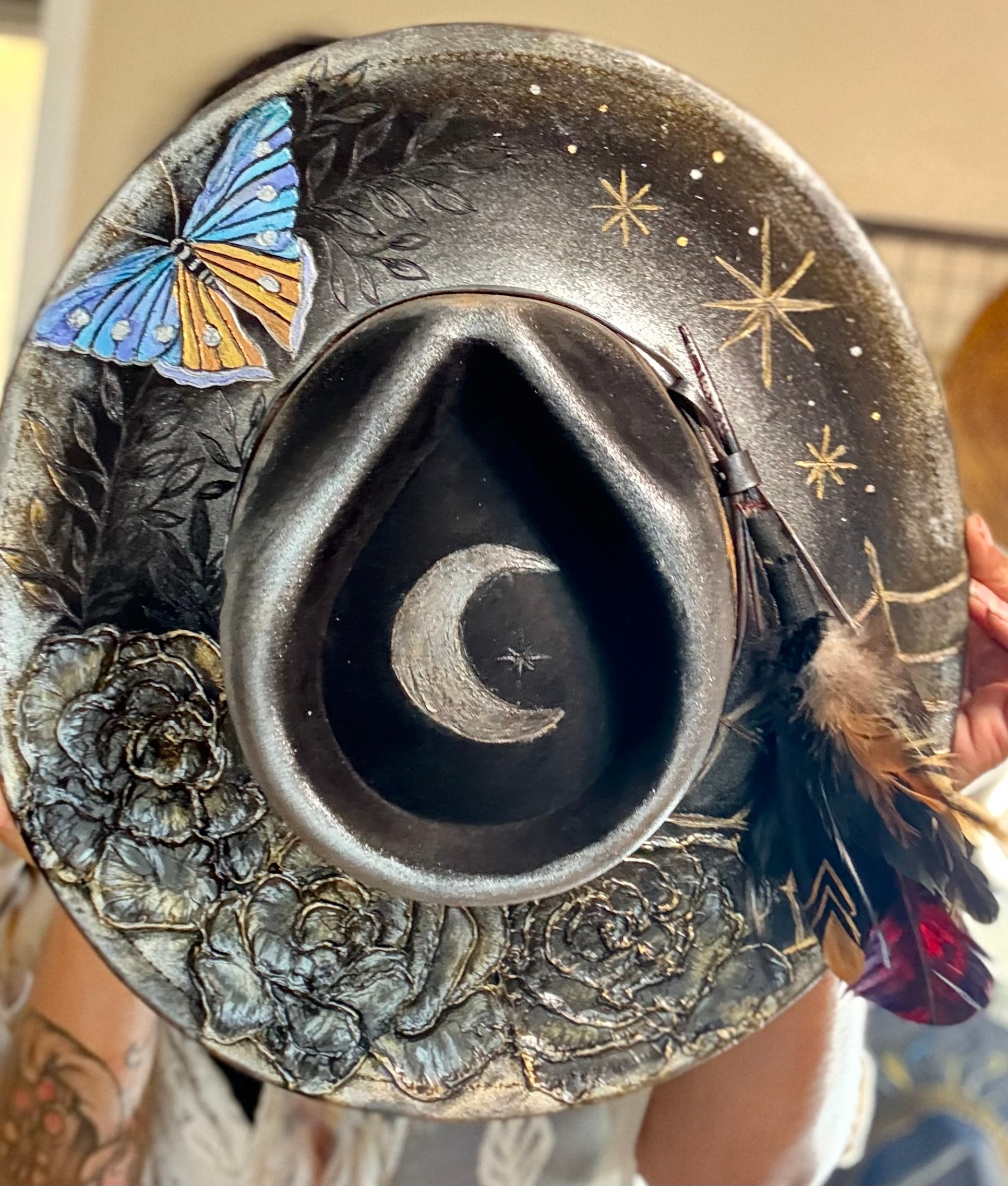 Crescent Veil – TMC Hat Co.